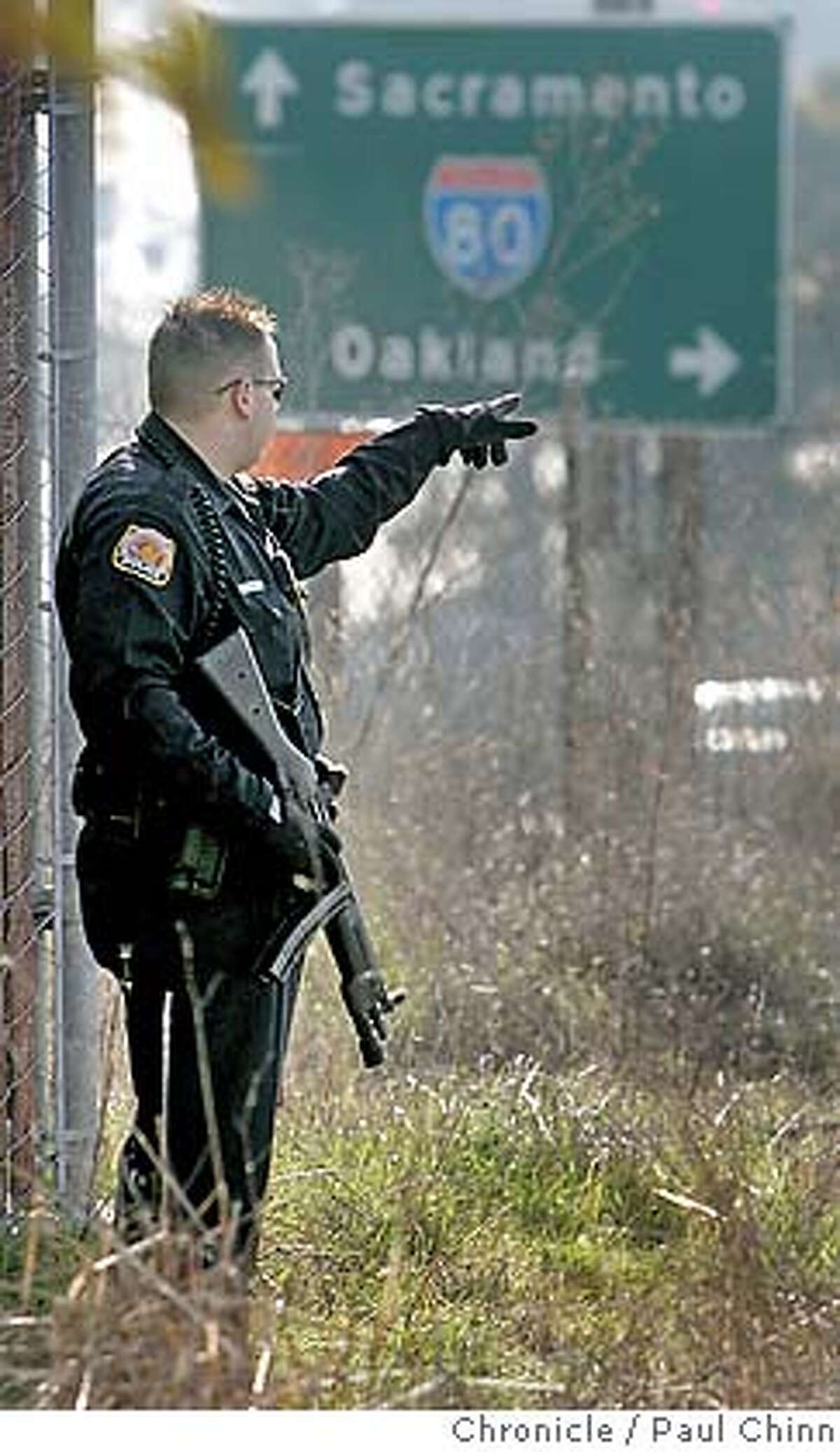 1 hurt in Pinole Safeway shooting / Manhunt under way
