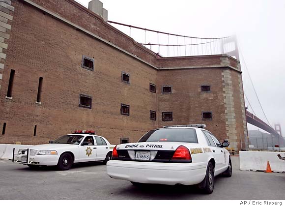 Bay Area on alert as U.S. raises terror warning