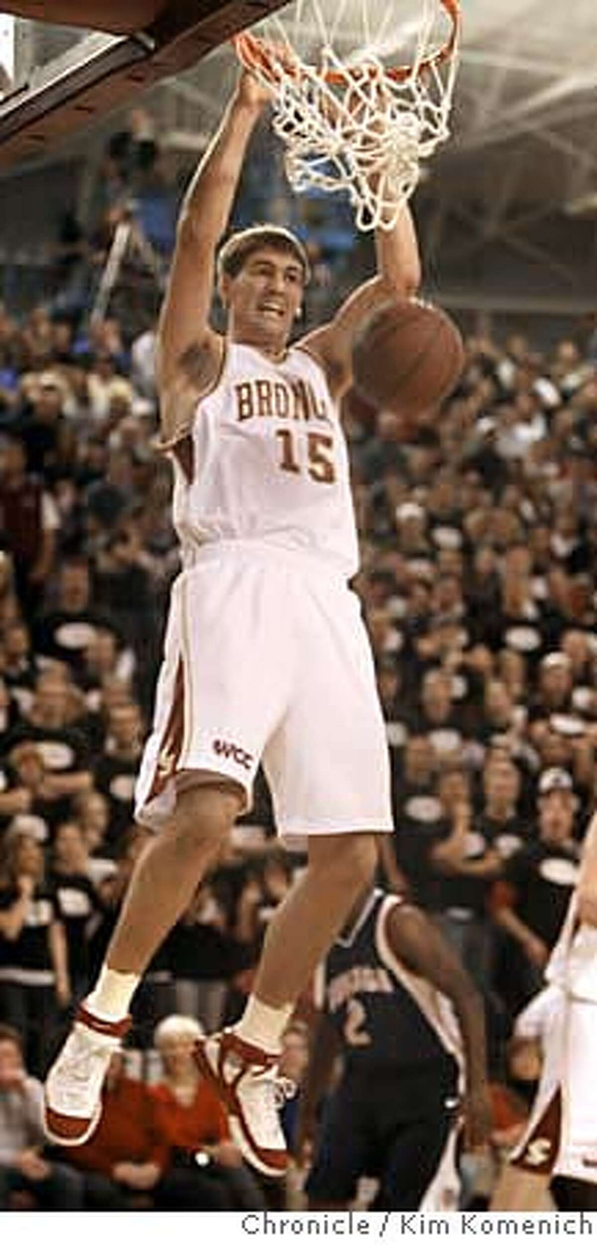 Gonzaga finds the road to victory at Santa Clara