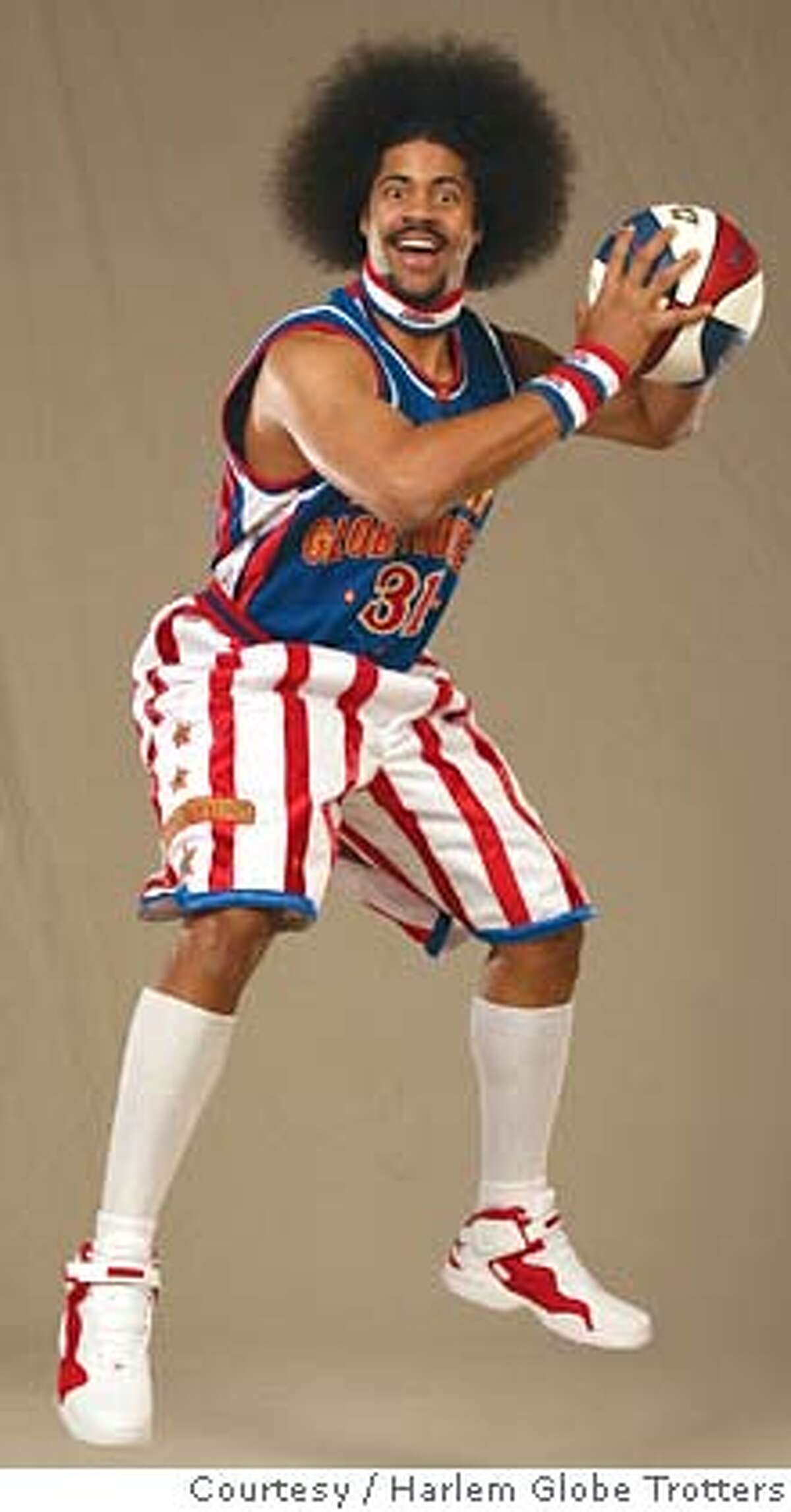 KILLER CLOWN / Former Arizona power forward learns to play it for laughs