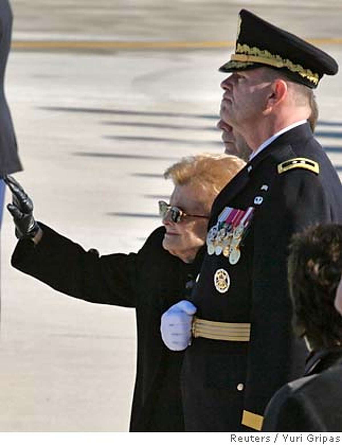 GERALD R. FORD: 1913-2006 / NATION S LEADERS PAY FINAL TRIBUTE / Ford ...