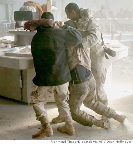 Attack on U.S. base kills 22 at mess tent / Mosul bombing one of ...