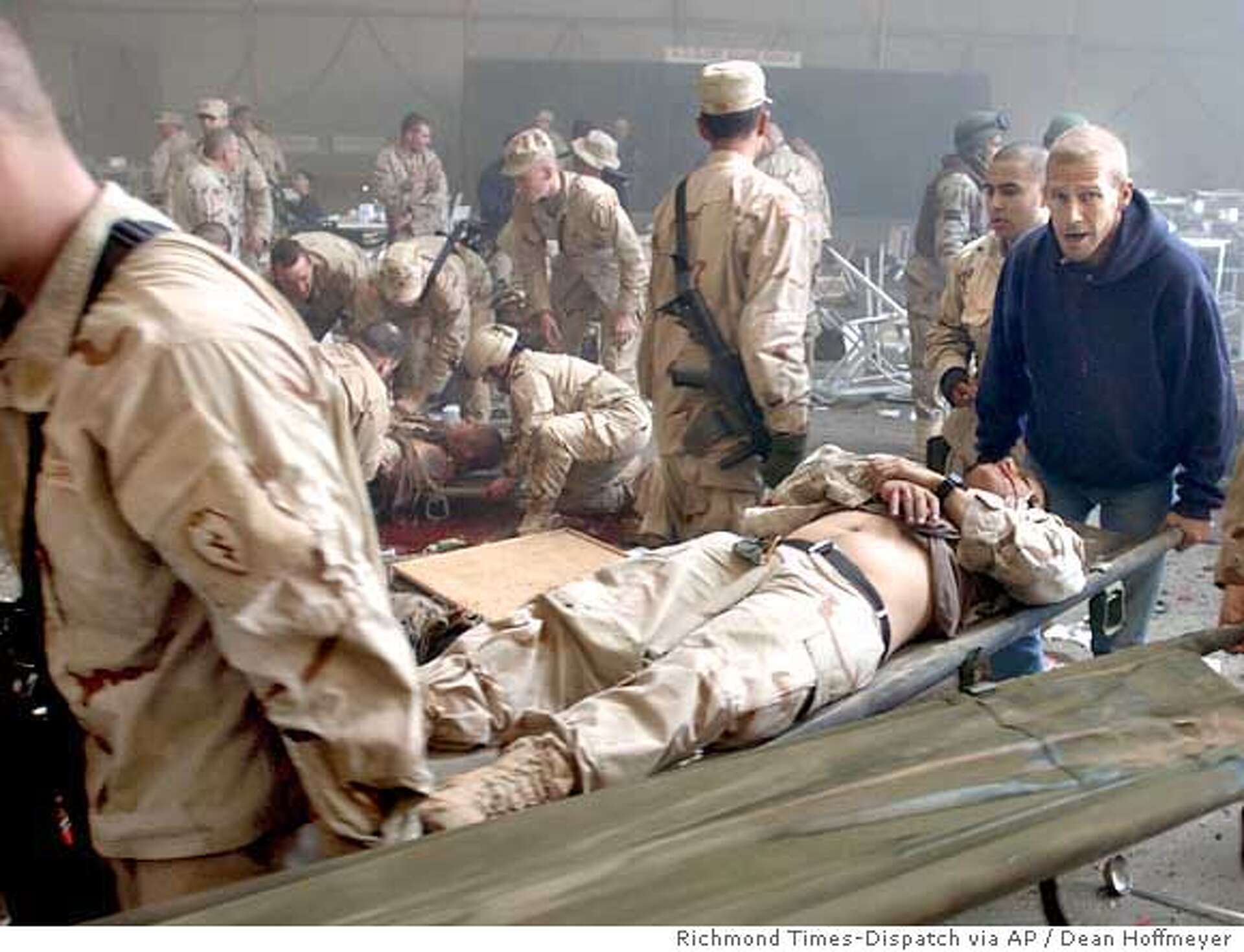 Attack on U.S. base kills 22 at mess tent / Mosul bombing one of ...