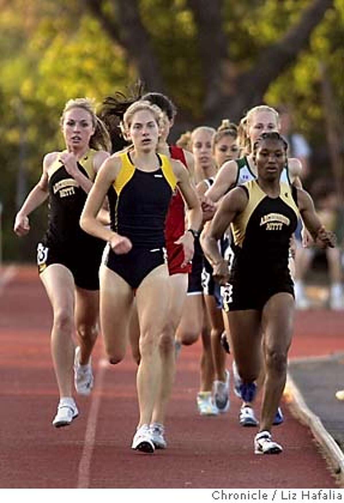 CIF TRACK CHAMPIONSHIPS / Thinking outside the box / Menlo's Jenke got ...