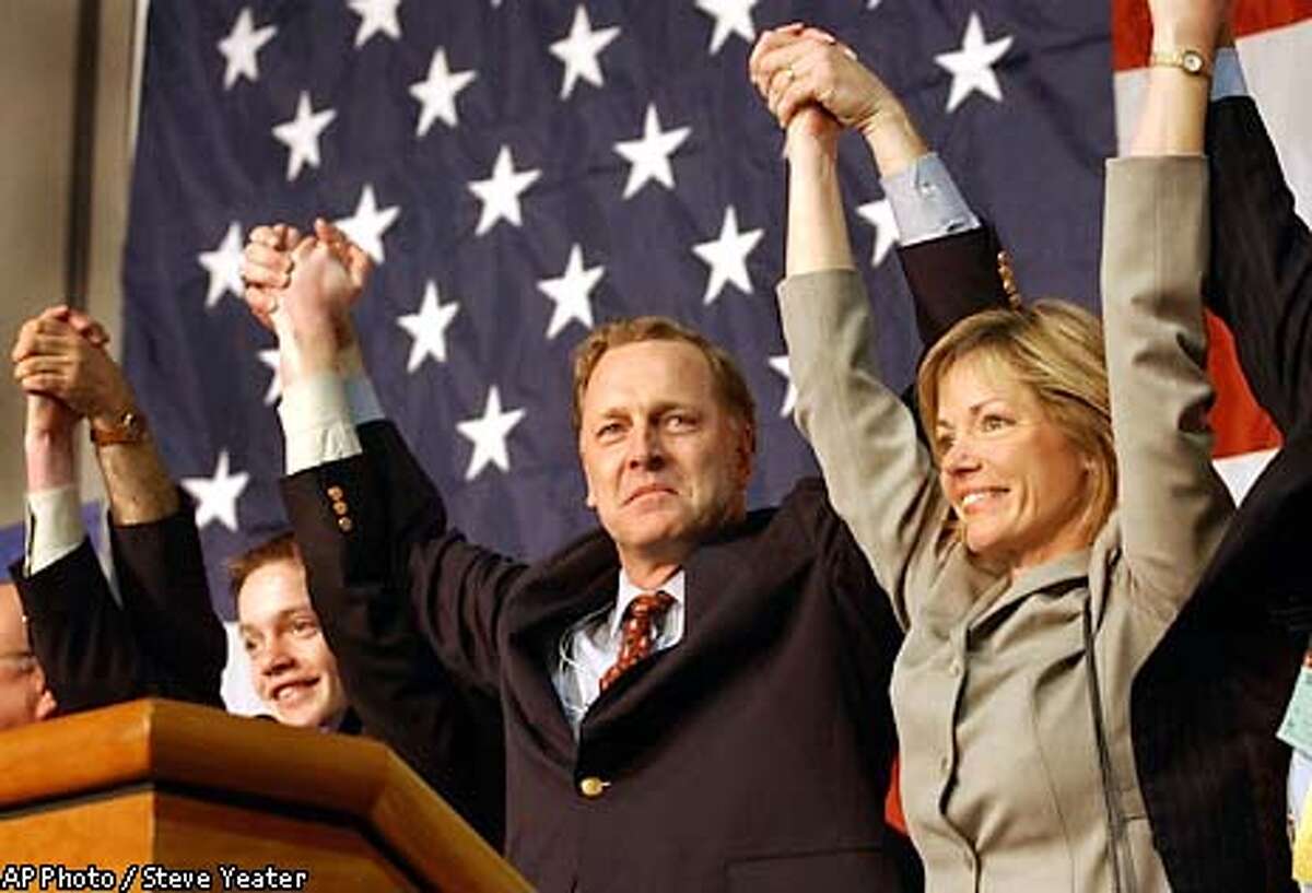 Moderate is state GOP's chief booster / Palo Alto lawyer elected to ...