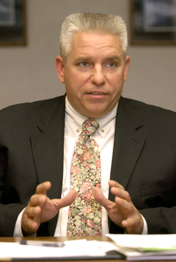 Bridgewater's Stuart and Cable vie for first selectman's seat