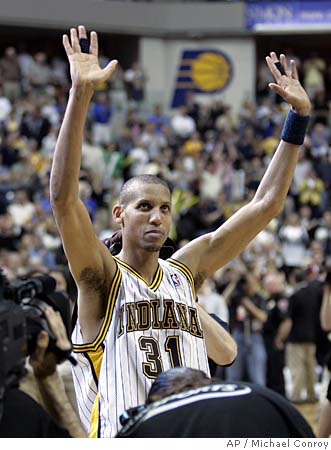 A classy Reggie Miller gets his grand exit