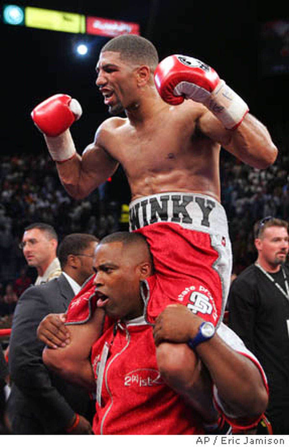 Wright thoroughly punishes Trinidad