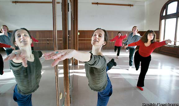 Choreographing fitness / Ballet workouts find an active audience in the ...