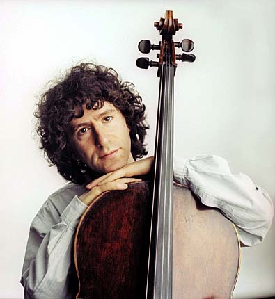 Isserlis wobbles through Britten symphony