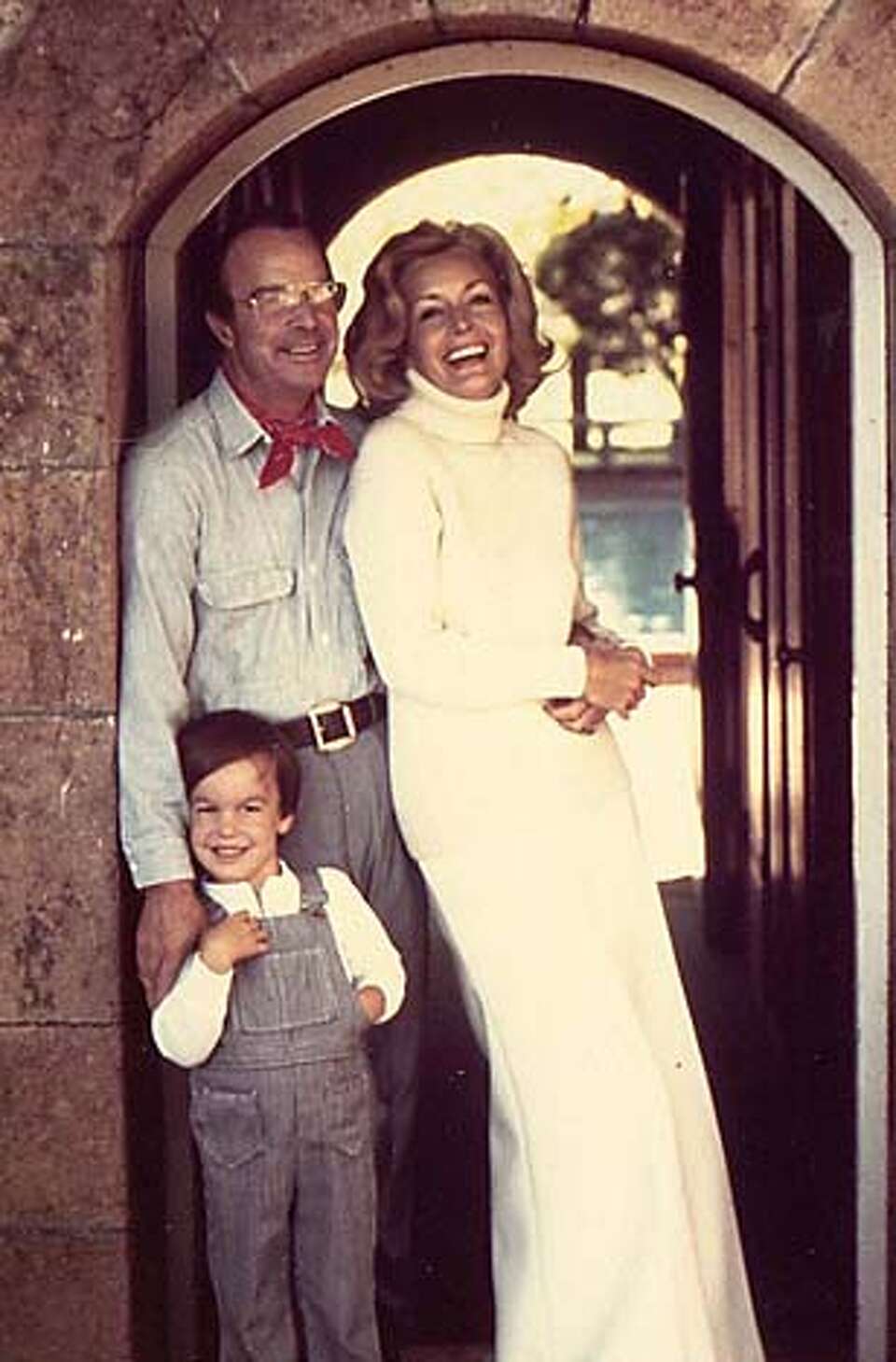 Making peace with the past / In a new memoir, San Francisco native Sean ...