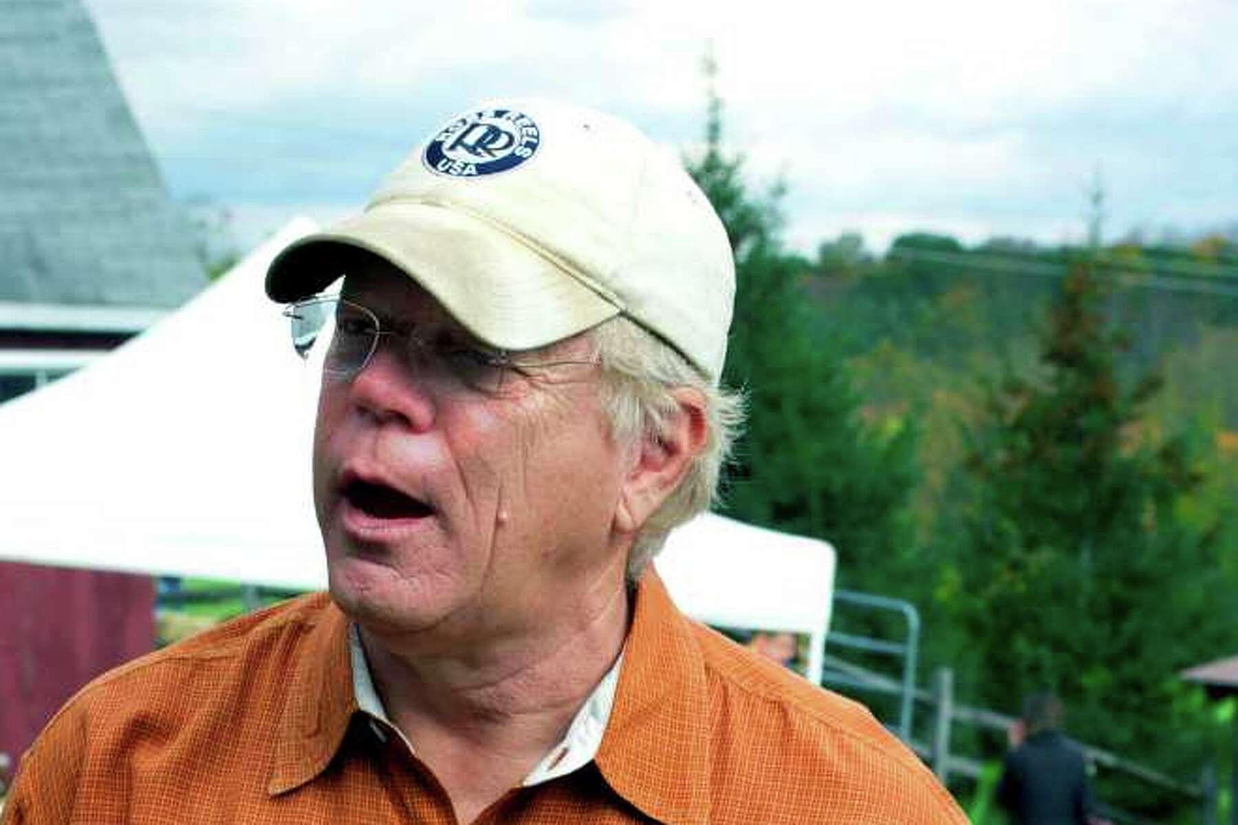 Ian Brett's Instagram, Twitter & Facebook on IDCrawl