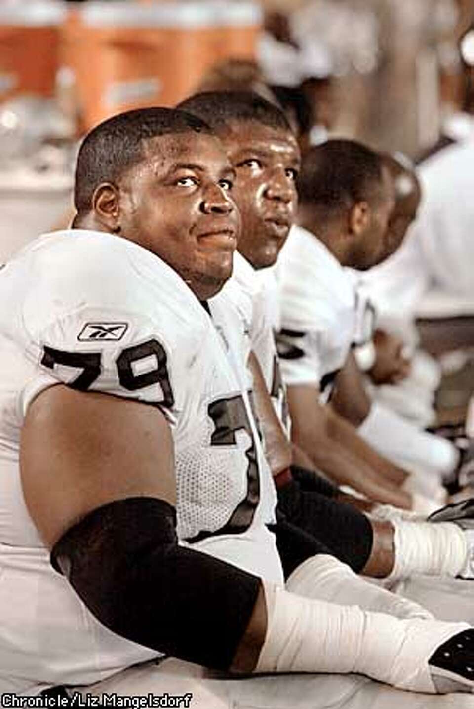 A Nation mourns / Raiders endure pounding / Barret Robbins fiasco didn ...