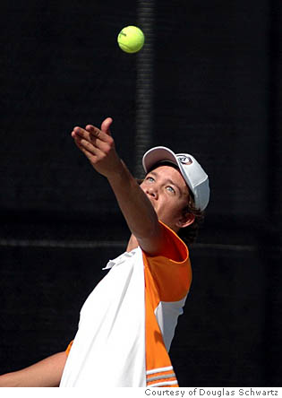 Star serves up unselfishness / Nationally ranked Brian Brogan puts his ...