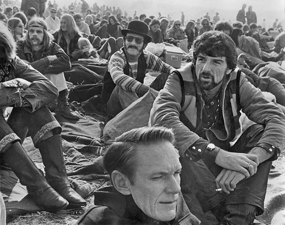 A POET'S LIFE / PART TWO: As friends died of AIDS, Thom Gunn stayed ...