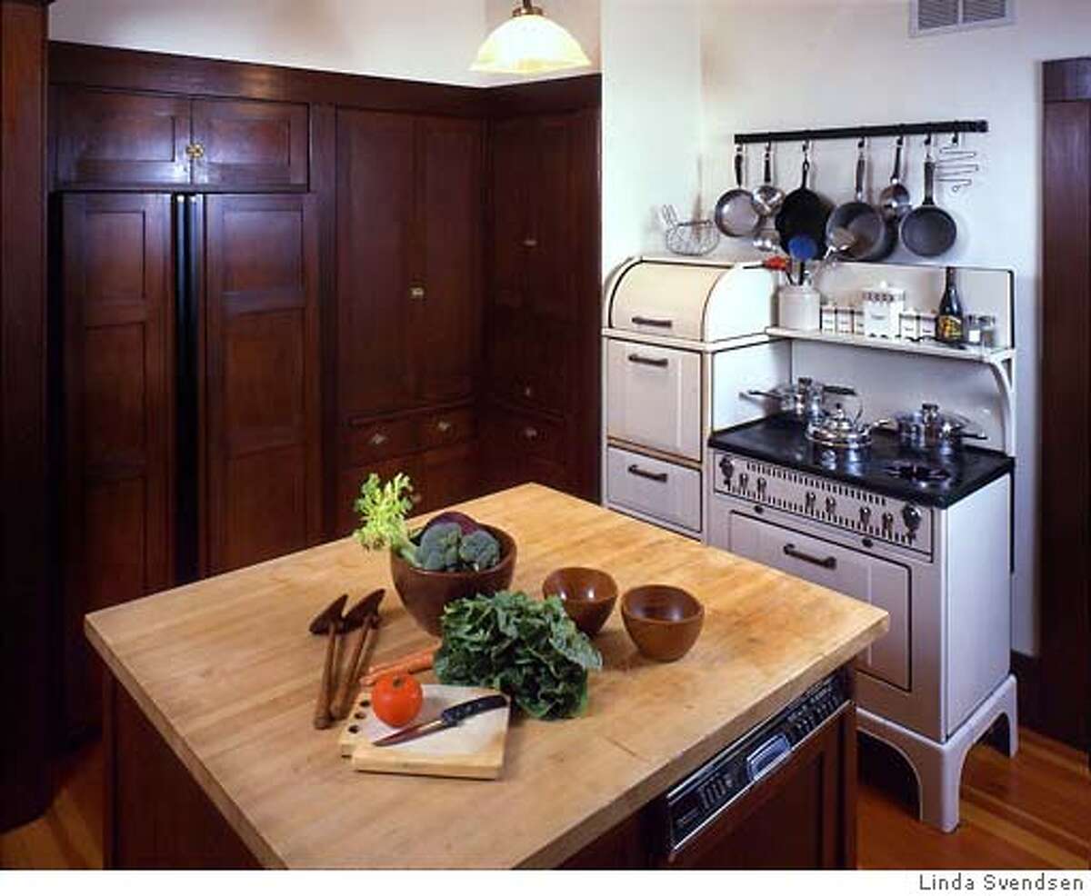 Modernizing the Vintage Kitchen / Or how best to avoid cognitive ...