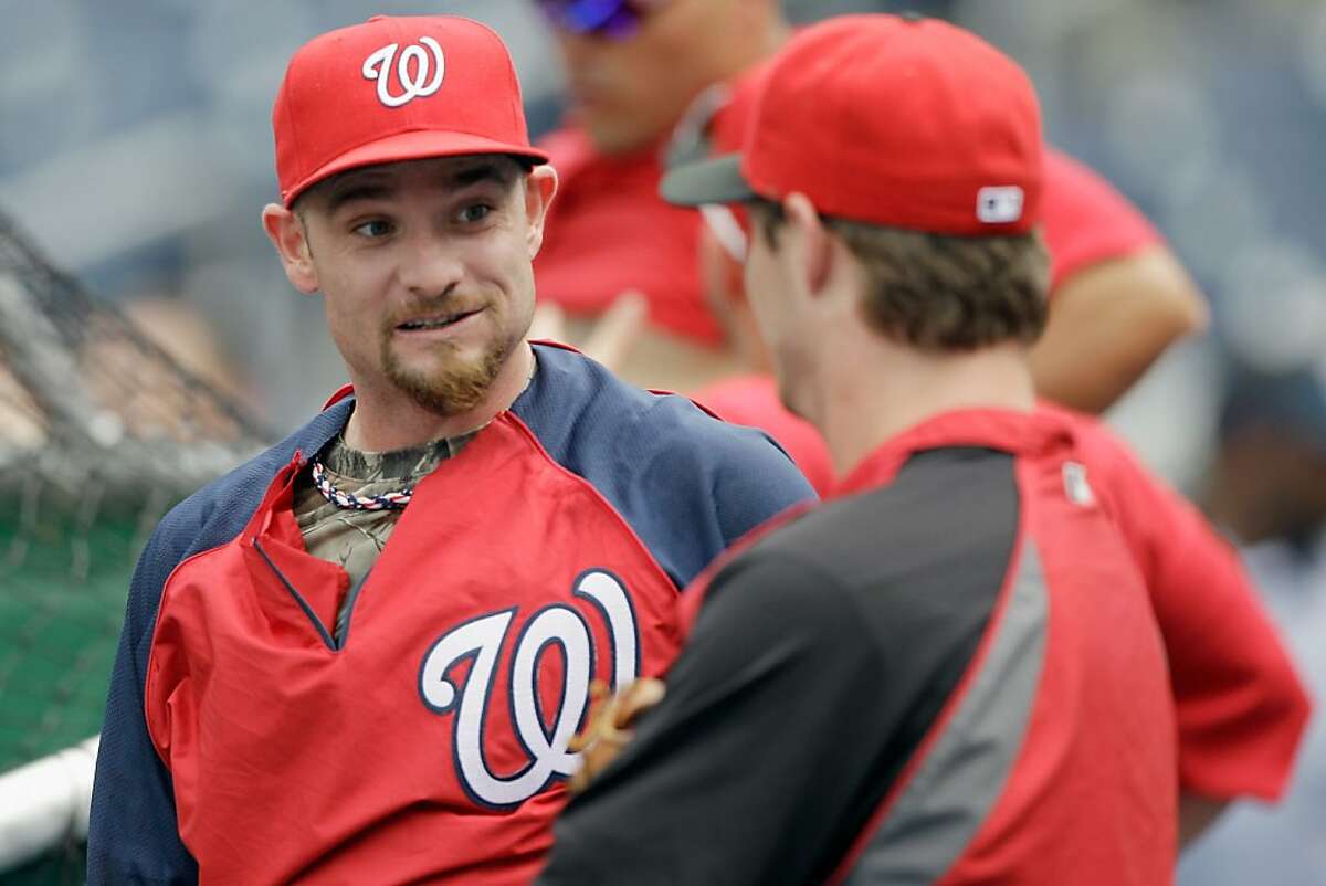 A's in 'serious' talks with outfielder Jonny Gomes