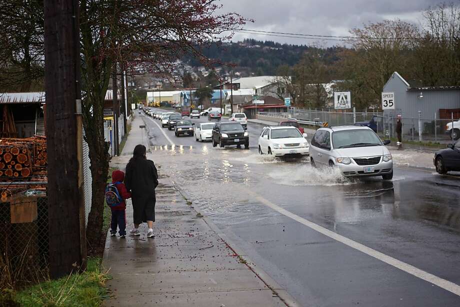 Heavy Rains Cause Flooding In Oregon Sfgate