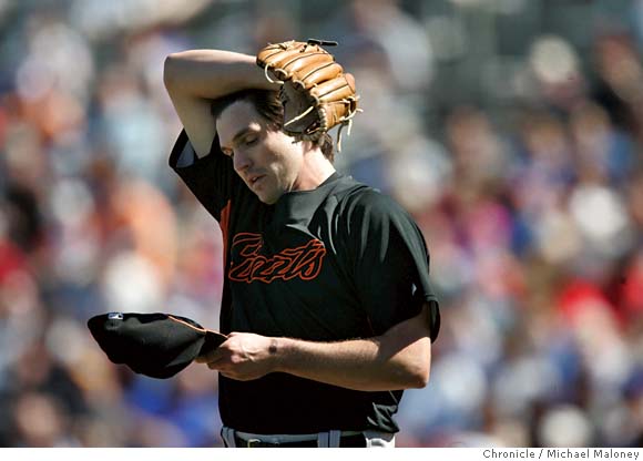 Zito looks sleek in debut / Giants ace throws two innings; Ortiz also sharp