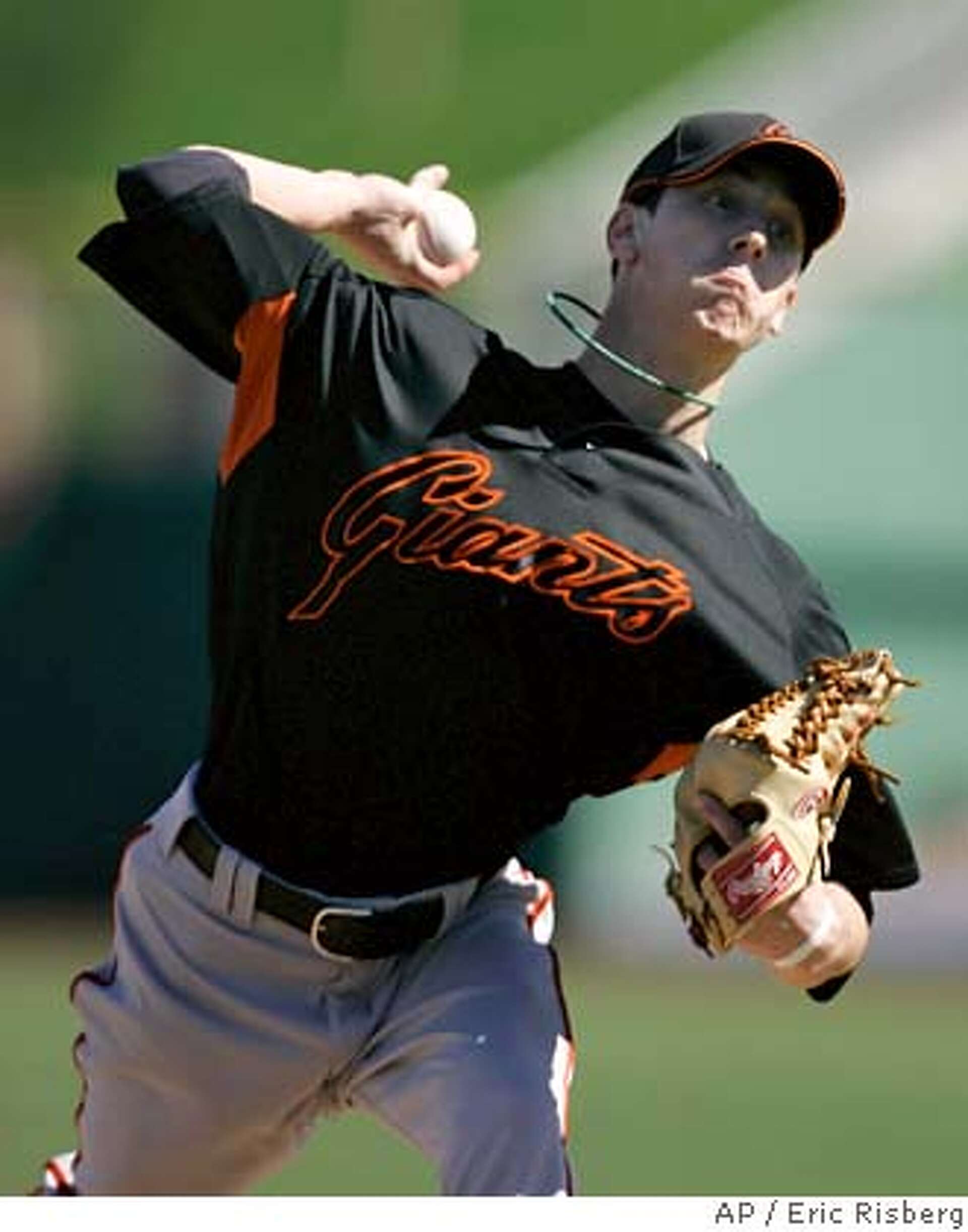 MySpace co-founder offers to pay for Giants to keep Lincecum