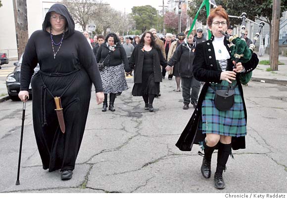 SAN FRANCISCO / Friends mourn Fat Bottom Revue creator / Pagan march ...