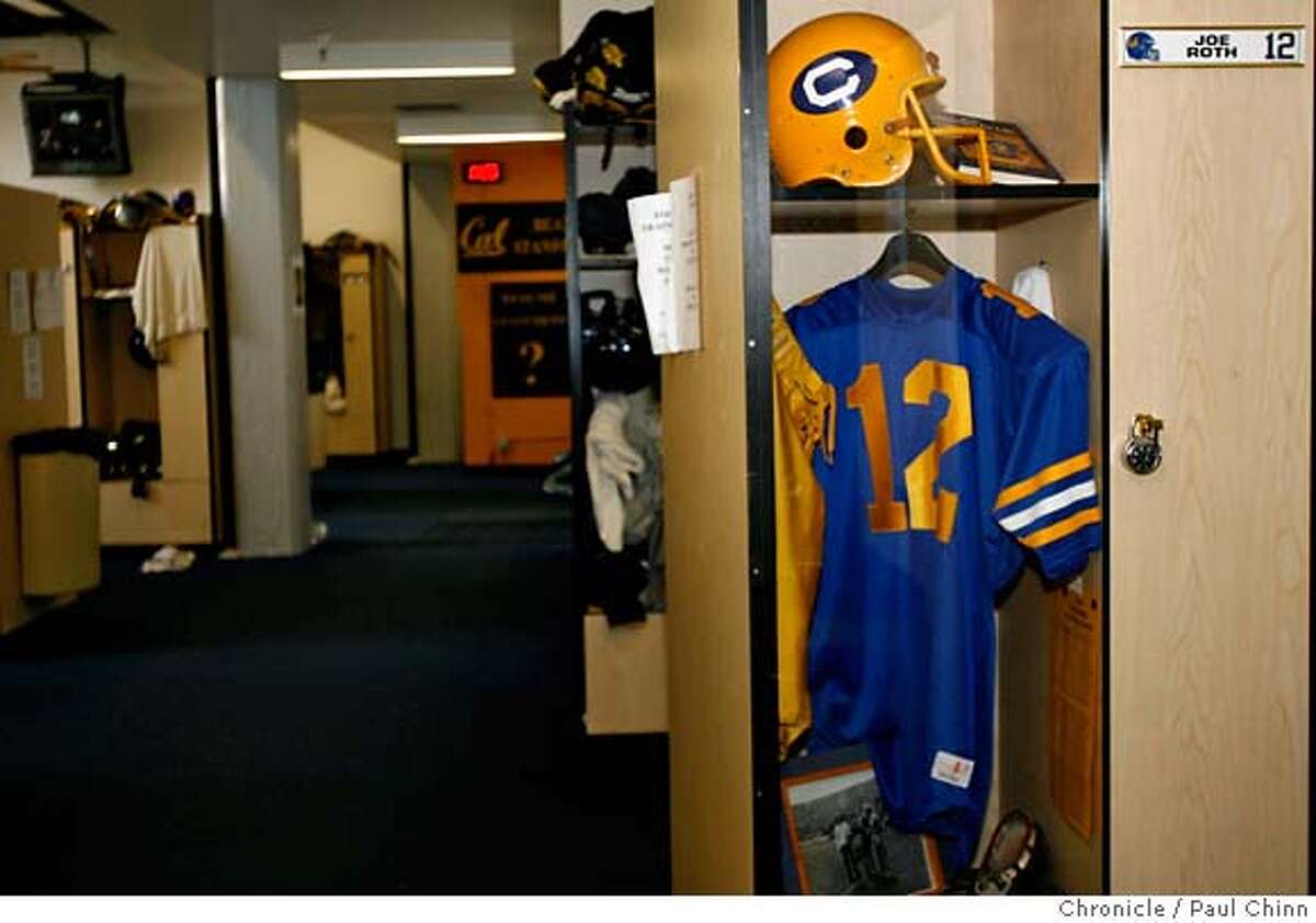 Remembering Joe Roth / Cancer took dynamic QB 30 years ago