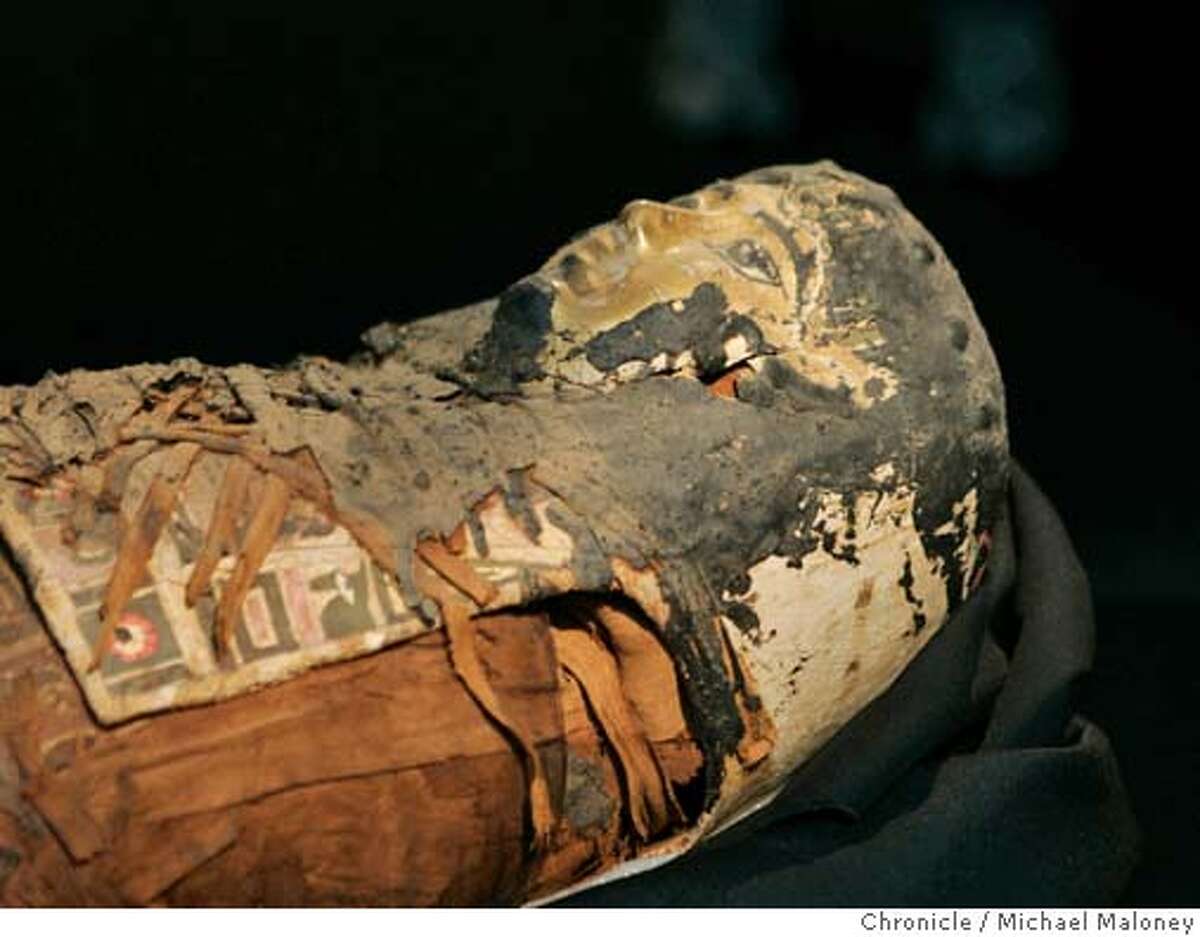 SAN JOSE / Unraveling the life of a little mummy / CT scans help ...