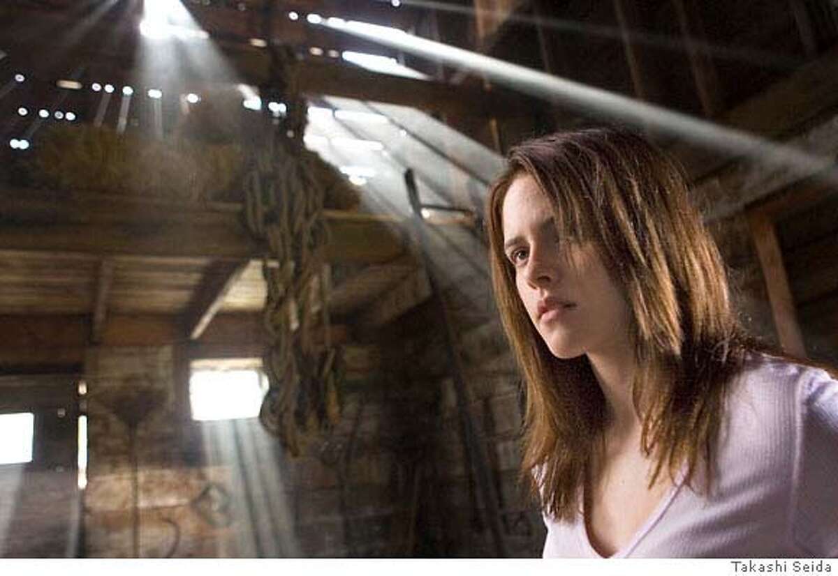 REVIEW / Farming for fright, 'Messengers' a boring snooze fest with birds