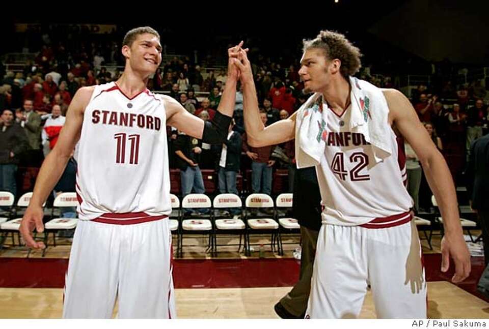 Stanford stuffs Trojans / Brook Lopez's 12 blocks set school record in win