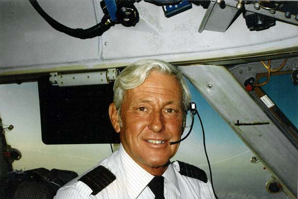 Robert Soergel -- United, Navy pilot from '40s to '80s