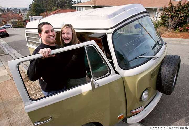 OAKLAND / Couple shift into high gear to find beloved stolen van