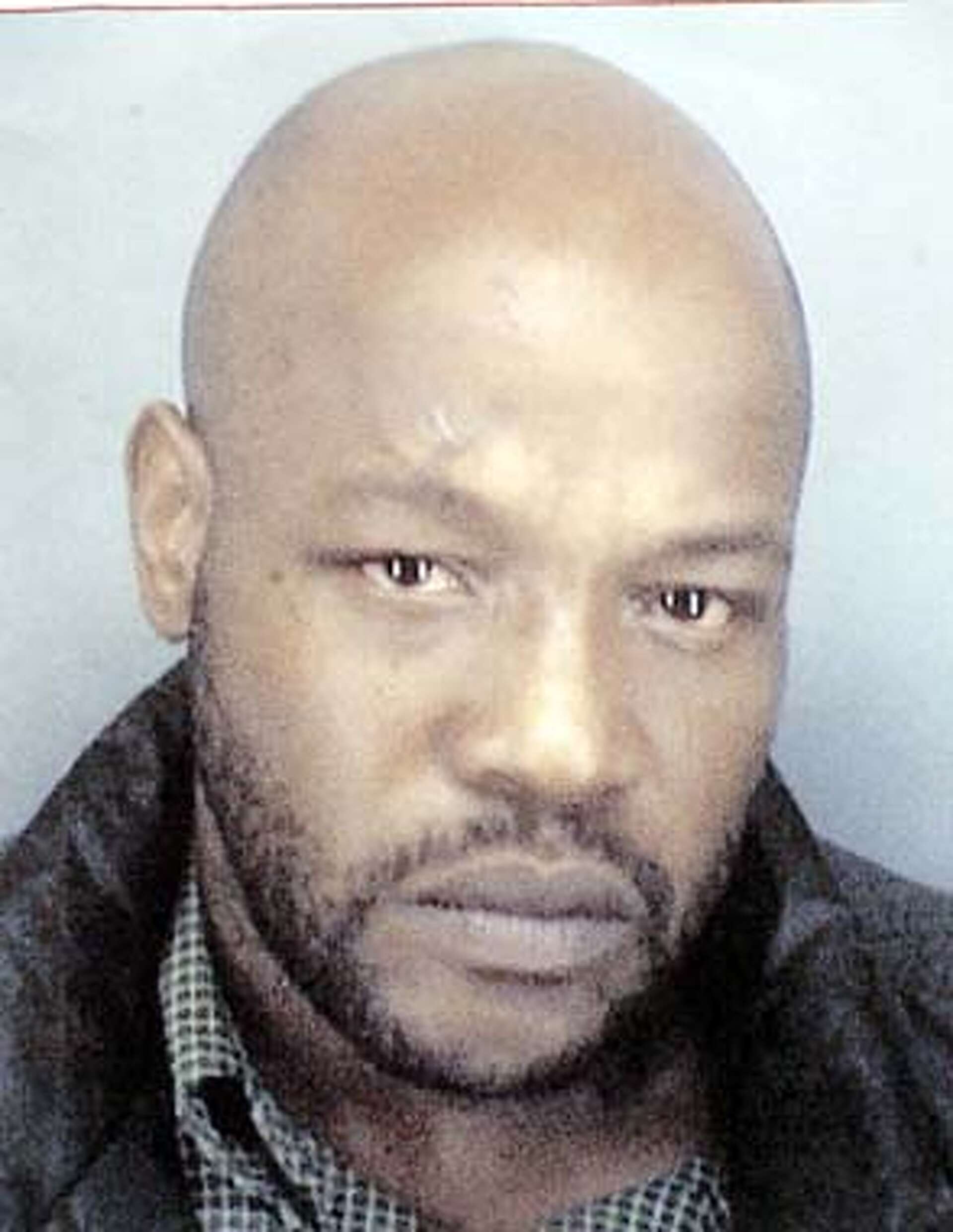 Parolee sought in cop's slaying / Man lived at Pittsburg house where ...