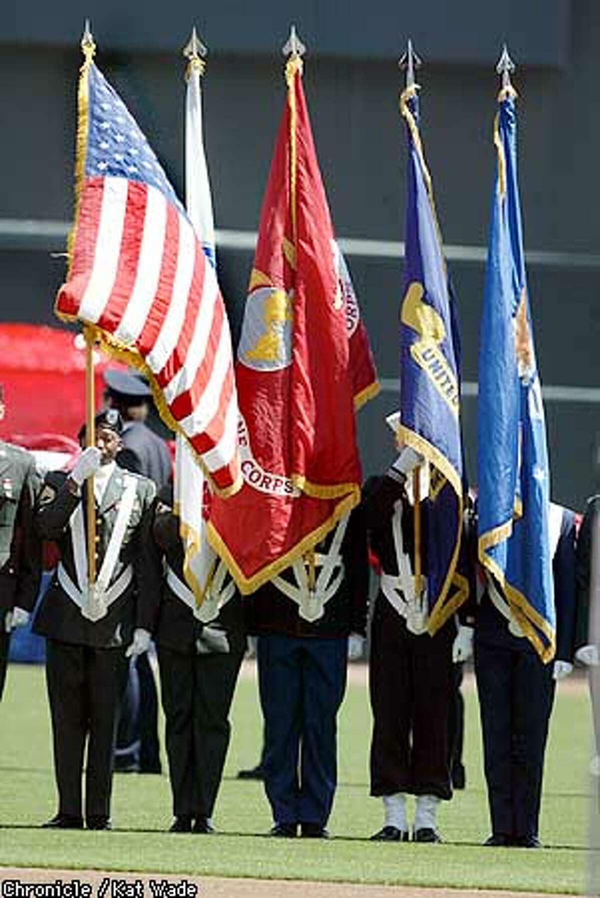 On an idyllic Opening Day at Pac Bell Park, a sobering symbolism / Fans ...
