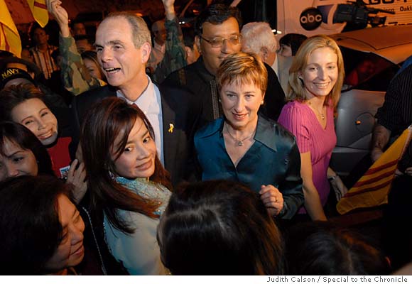 SAN JOSE / Reed sworn in as mayor, vows to restore trust / He repeats ...