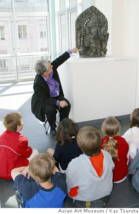 The story behind / Listen, my children / Asian Art Museum docents draw ...