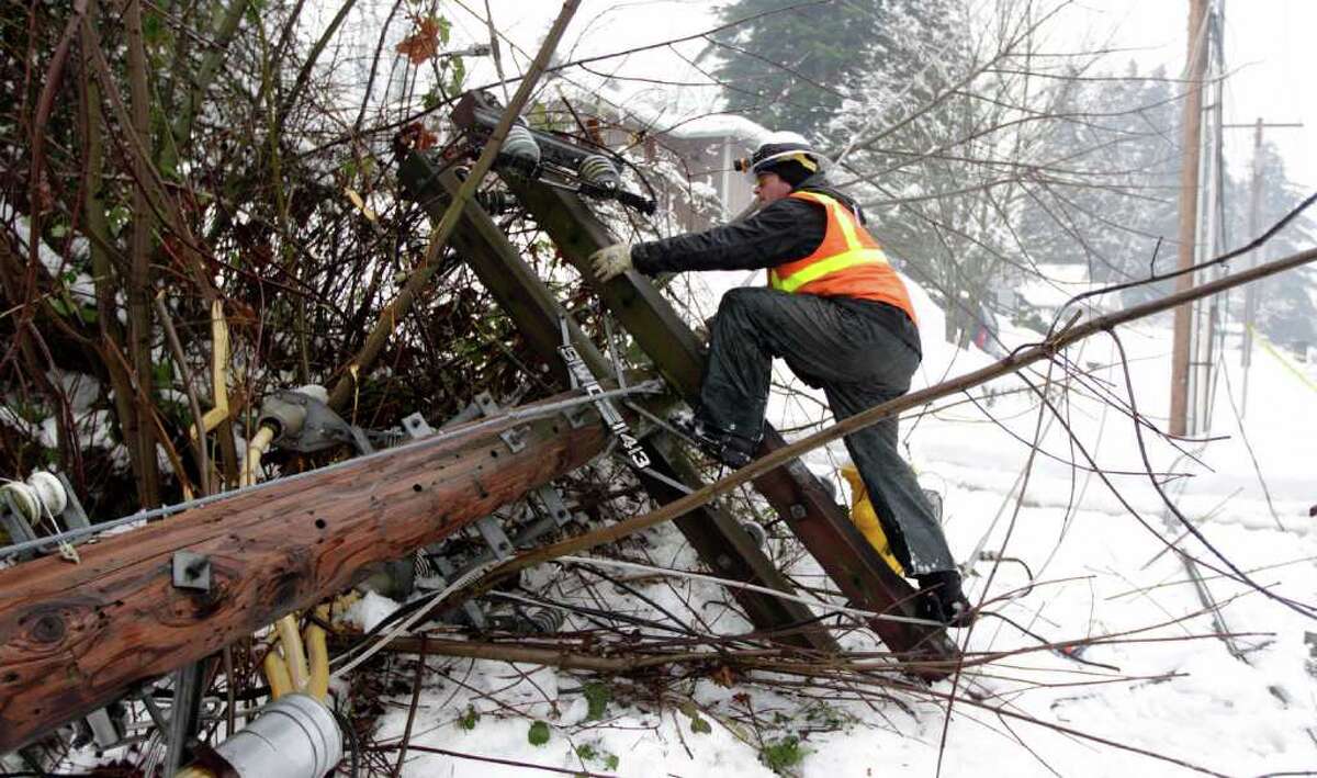 Ice storm hits Seattle
