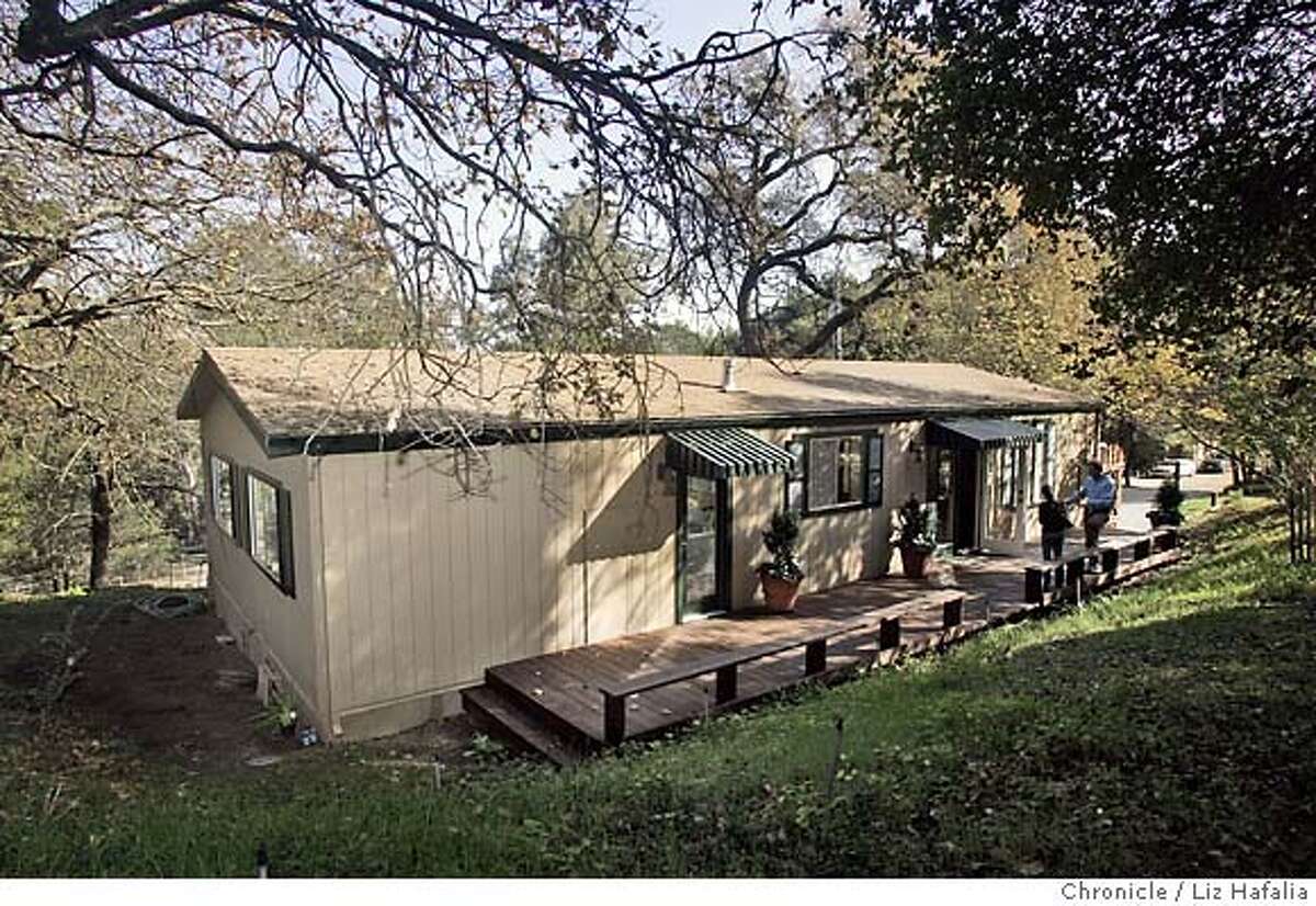 You say trailer, he says cottage / Designer and horseman find a bucolic ...