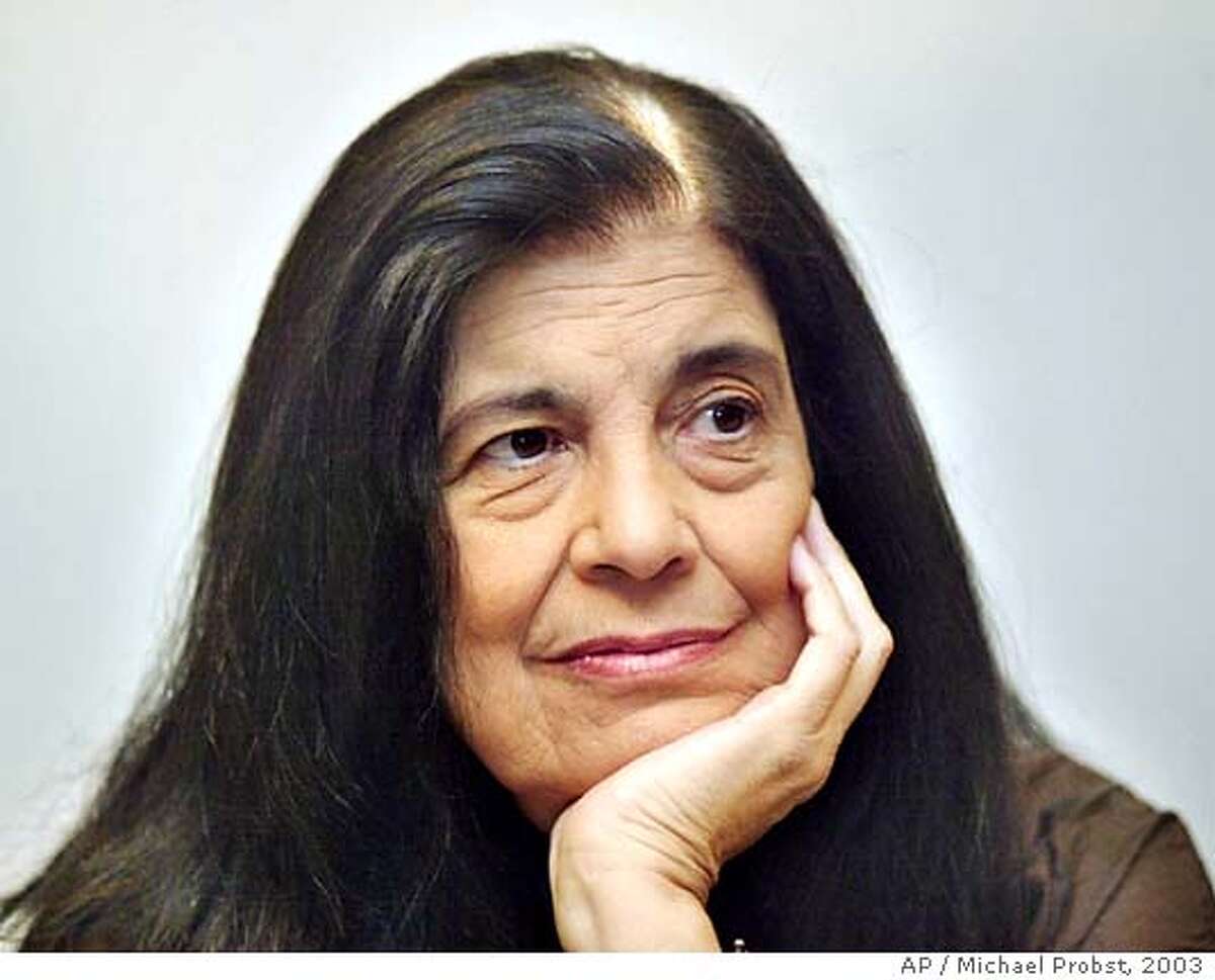 SUSAN SONTAG / 1933-2004 / Indomitable critic silenced by cancer