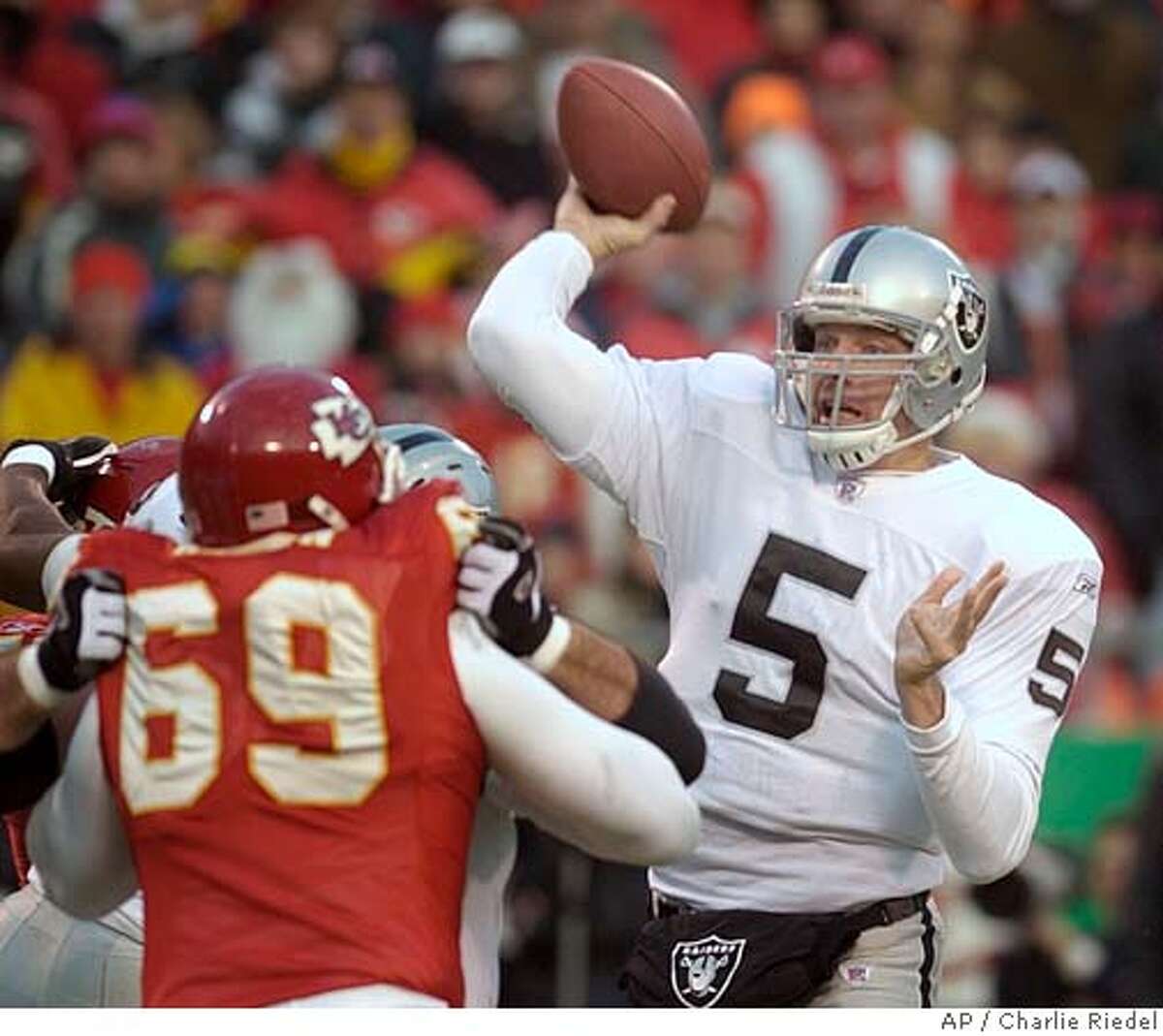 Oakland can't deck the Hall / Kick return sets up winning FG