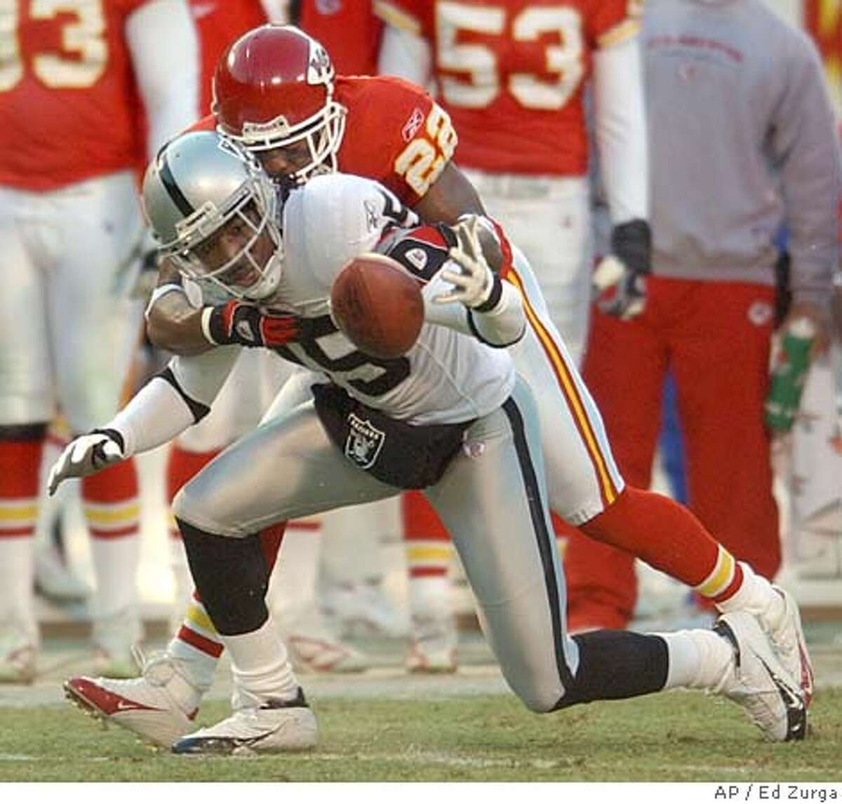 Oakland can't deck the Hall / Kick return sets up winning FG