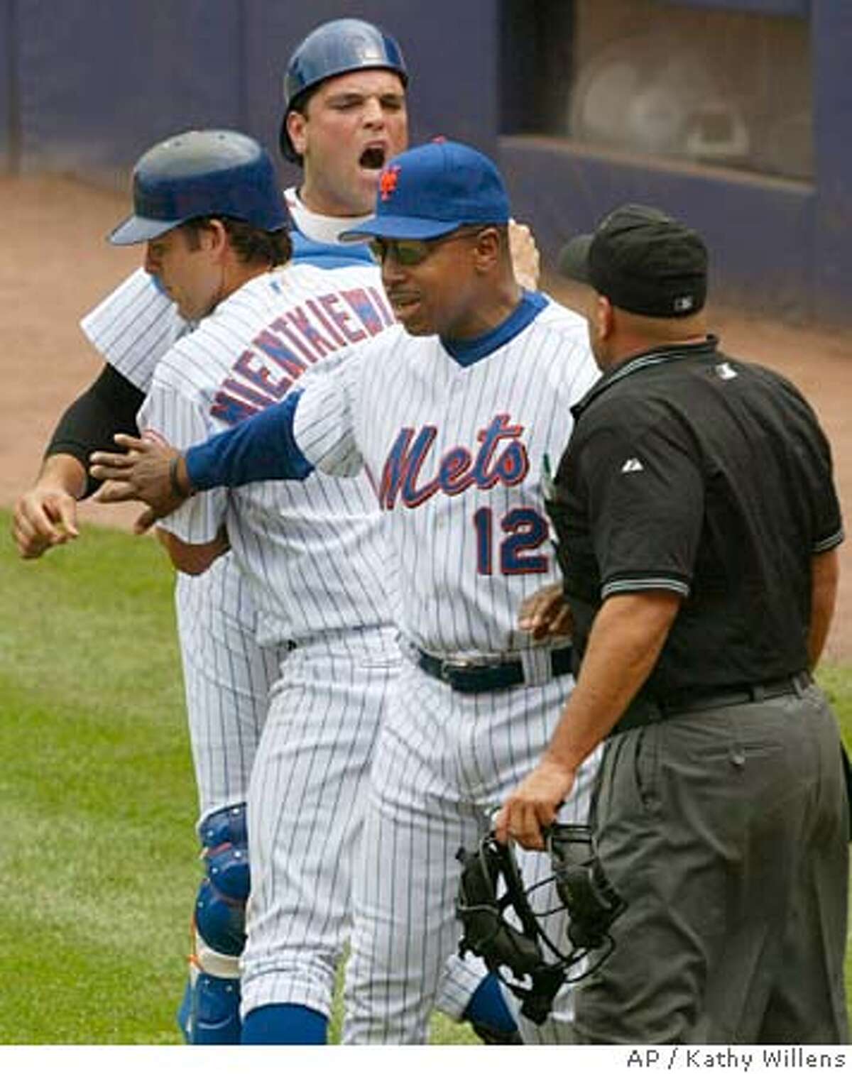 All in the hunt / Even last-place Mets in striking distance in NL East