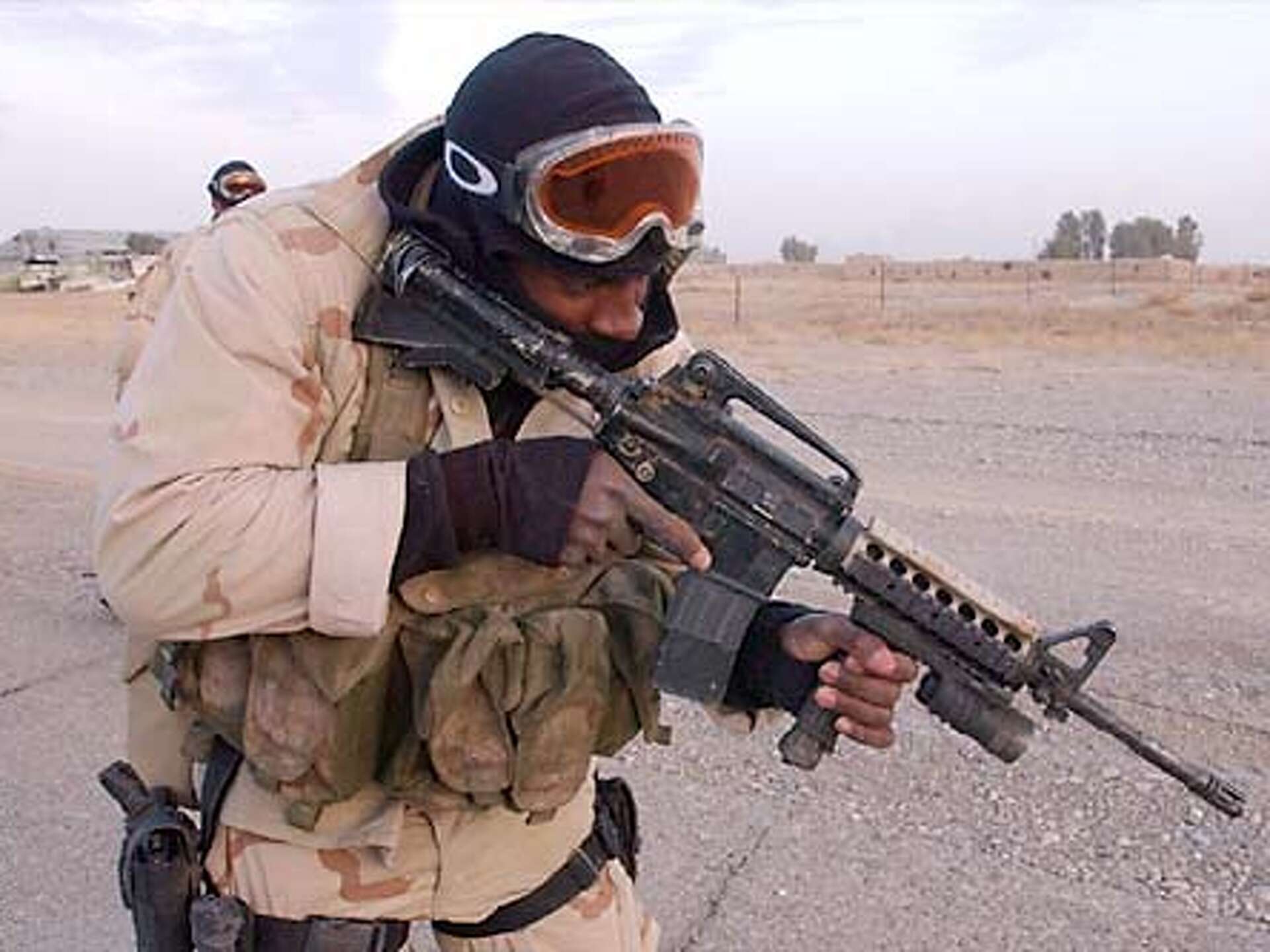 Special forces have scoped Iraq for weeks / Unconventional troops ...