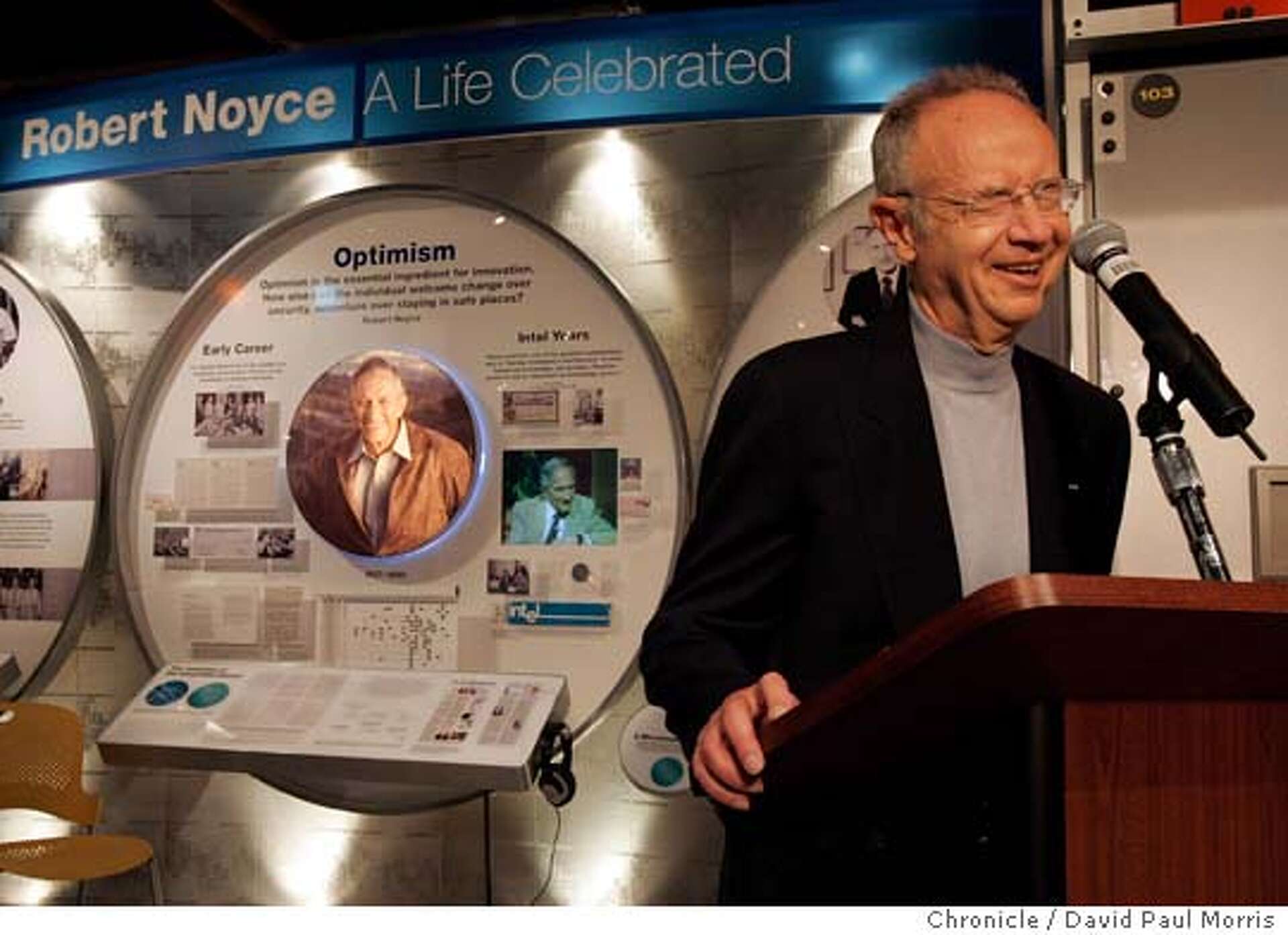 Pioneer gets his due / Intel's co-founder, inventor of first microchip ...