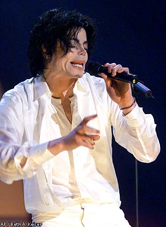 Jackson wants his throne back / The King of Pop stages a comeback; will ...
