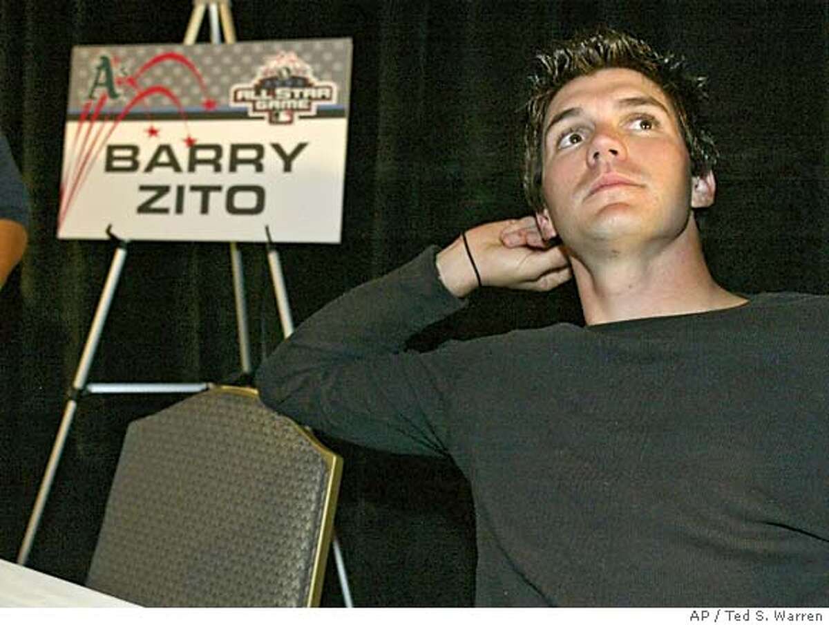 BARRY ZITO: Amateur photographer / Pitcher's trip to Arlington turned ...