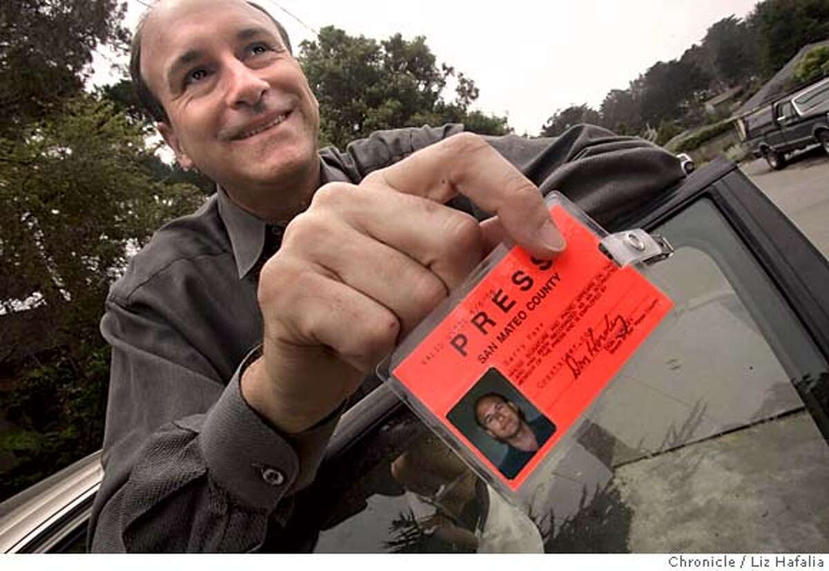 Citizen journalism takes root online / Just plain folks can create ...