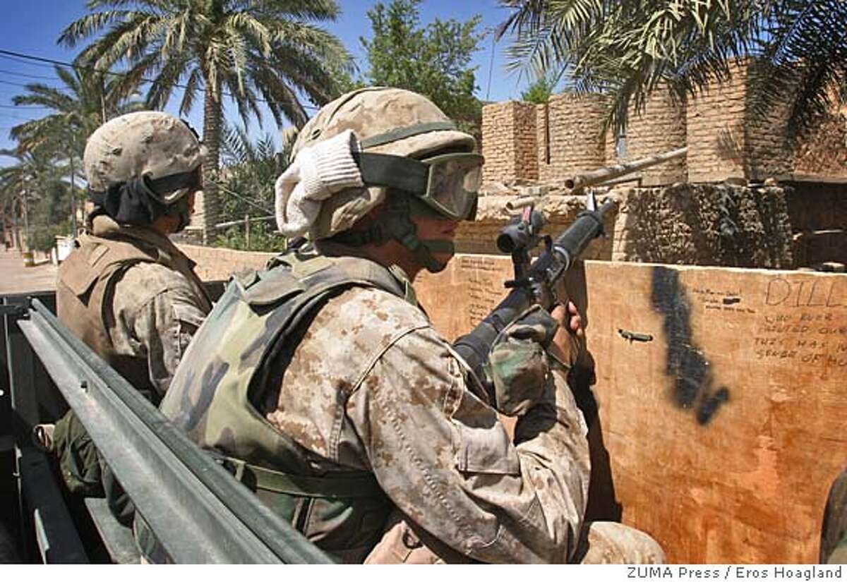 General pledges armored vehicles for all Gis in Iraq / Bush says ...