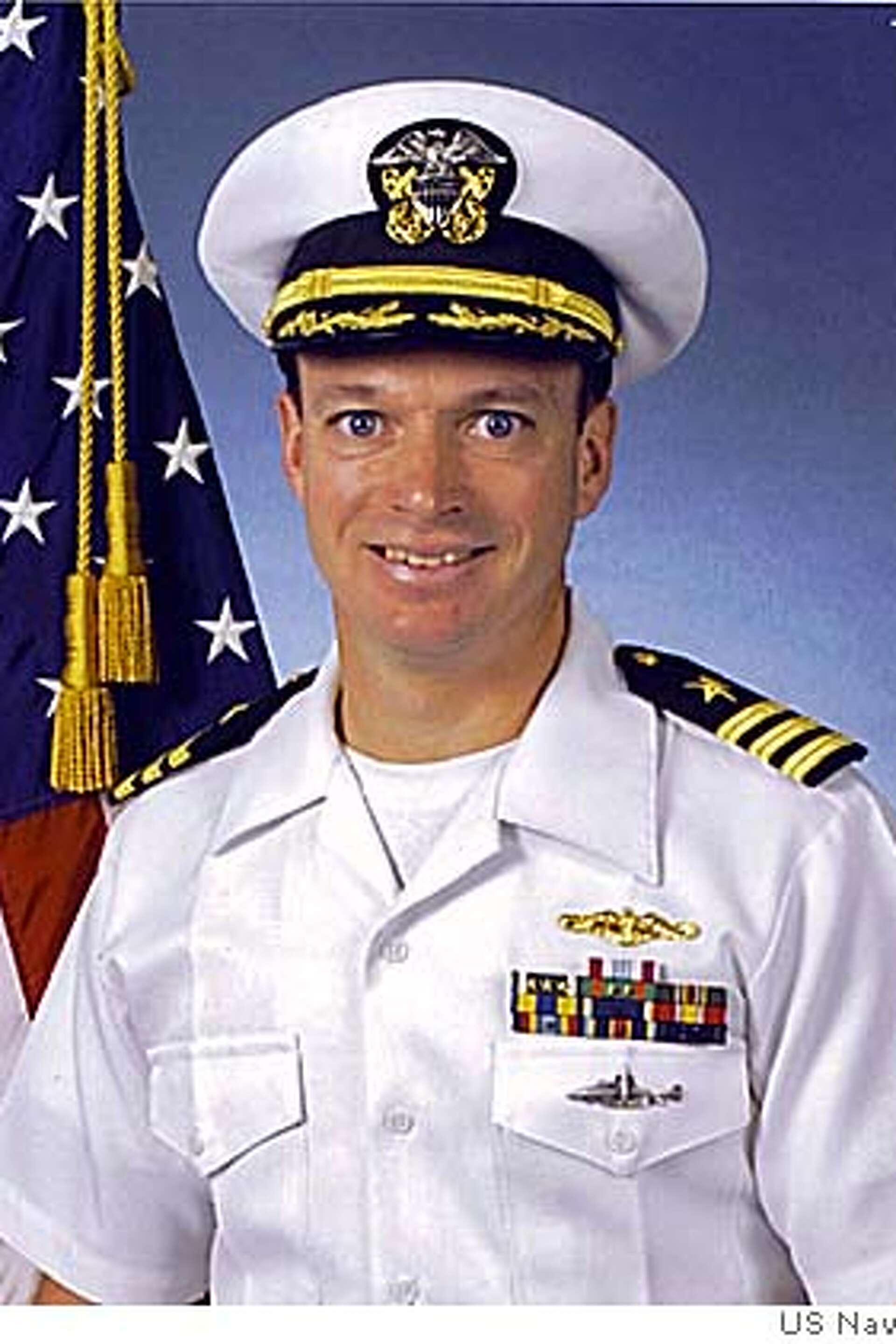 Vets applaud skipper of nuclear submarine in fatal crash / He took the ...