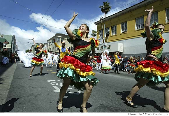 SAN FRANCISCO / Samba, drums and ... garlic fries? / Carnaval ...