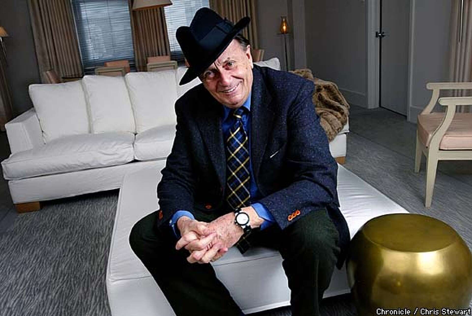MR. EDNA / Meet the man behind the rhinestones
